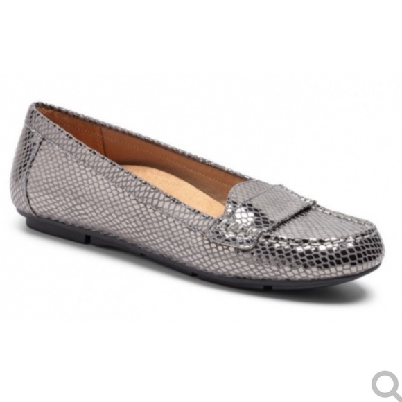 Vionic | Shoes | Vionic Loafers | Poshmark